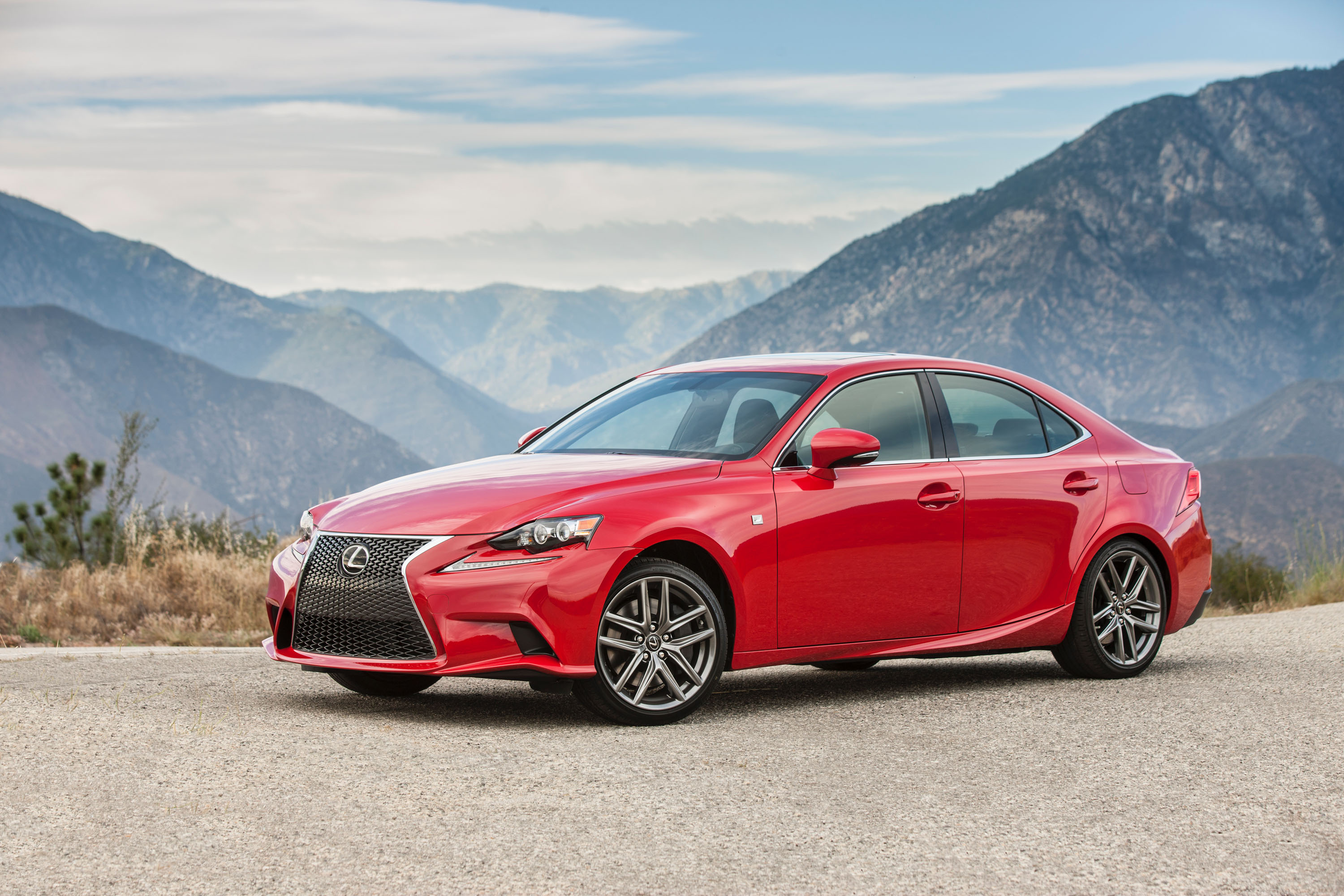 Lexus IS 200t: bien, mais peu importante - AutoMedia