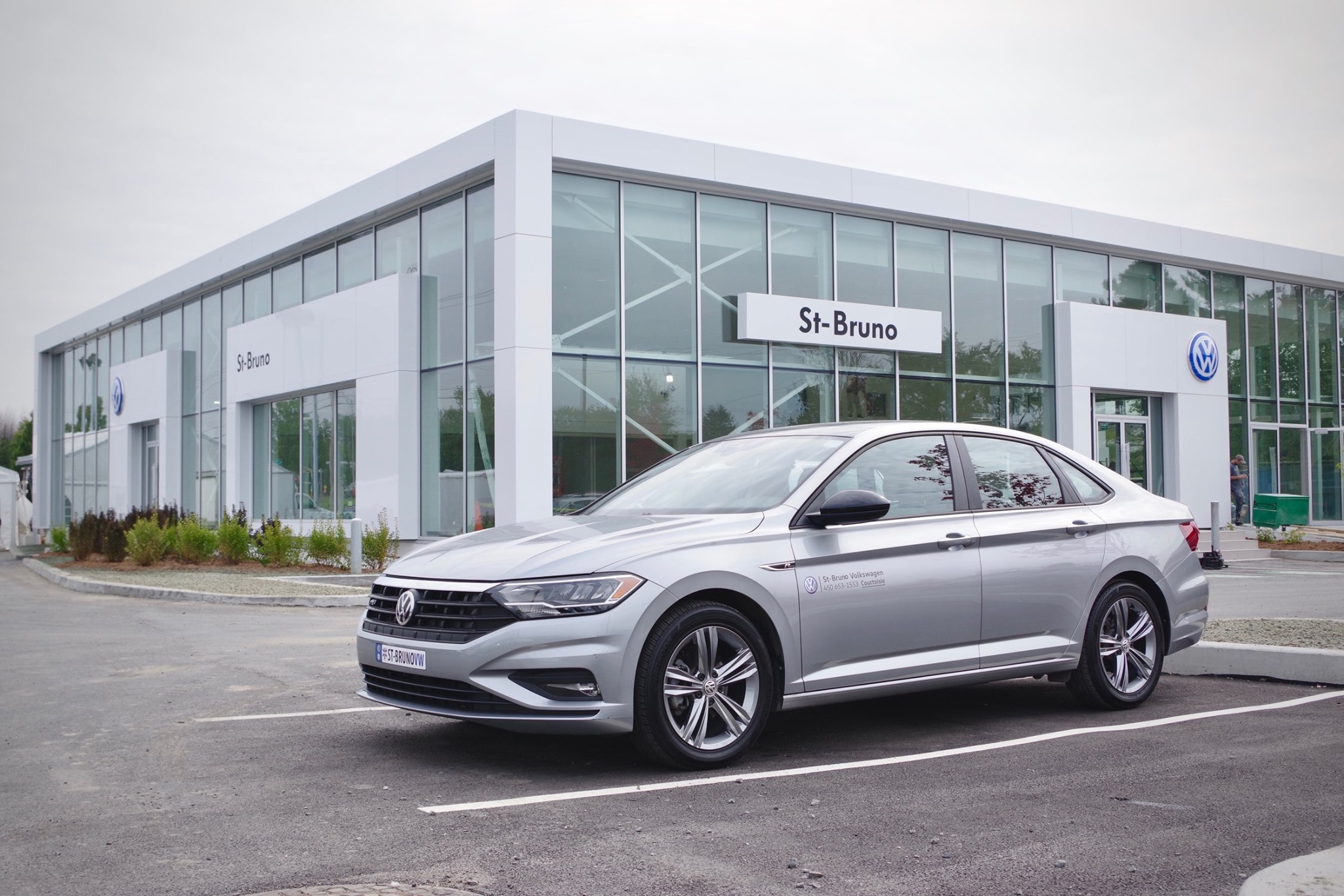 Nouveau toit et nouveau nom pour St-Bruno Volkswagen - AutoMédia