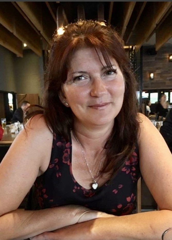 Les pros de l’auto: Service financier au féminin - AutoMédia