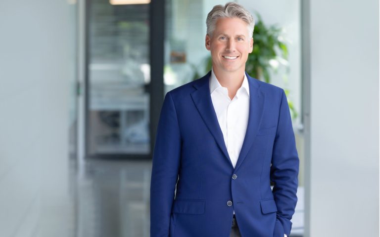 Services financiers Mercedes-Benz Canada présente son nouveau PDG ...